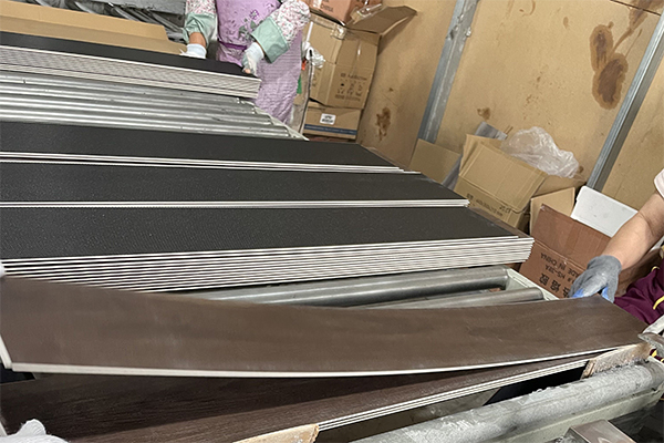 SPC Flooring Manufacturer and Supplier - Carsem Floor